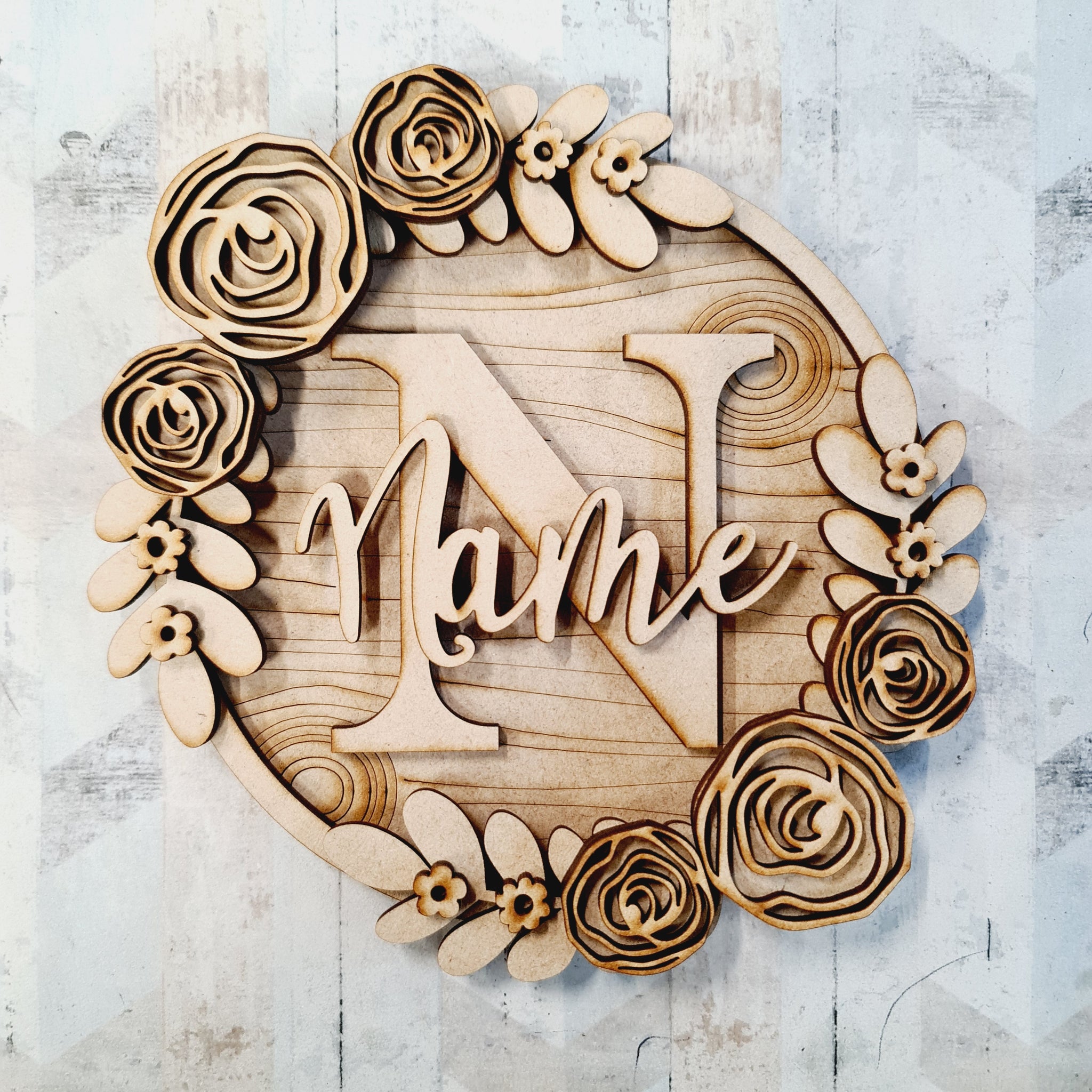 W010 - MDF Rose Floral Wreath - with Wording or initials – Olifantjie
