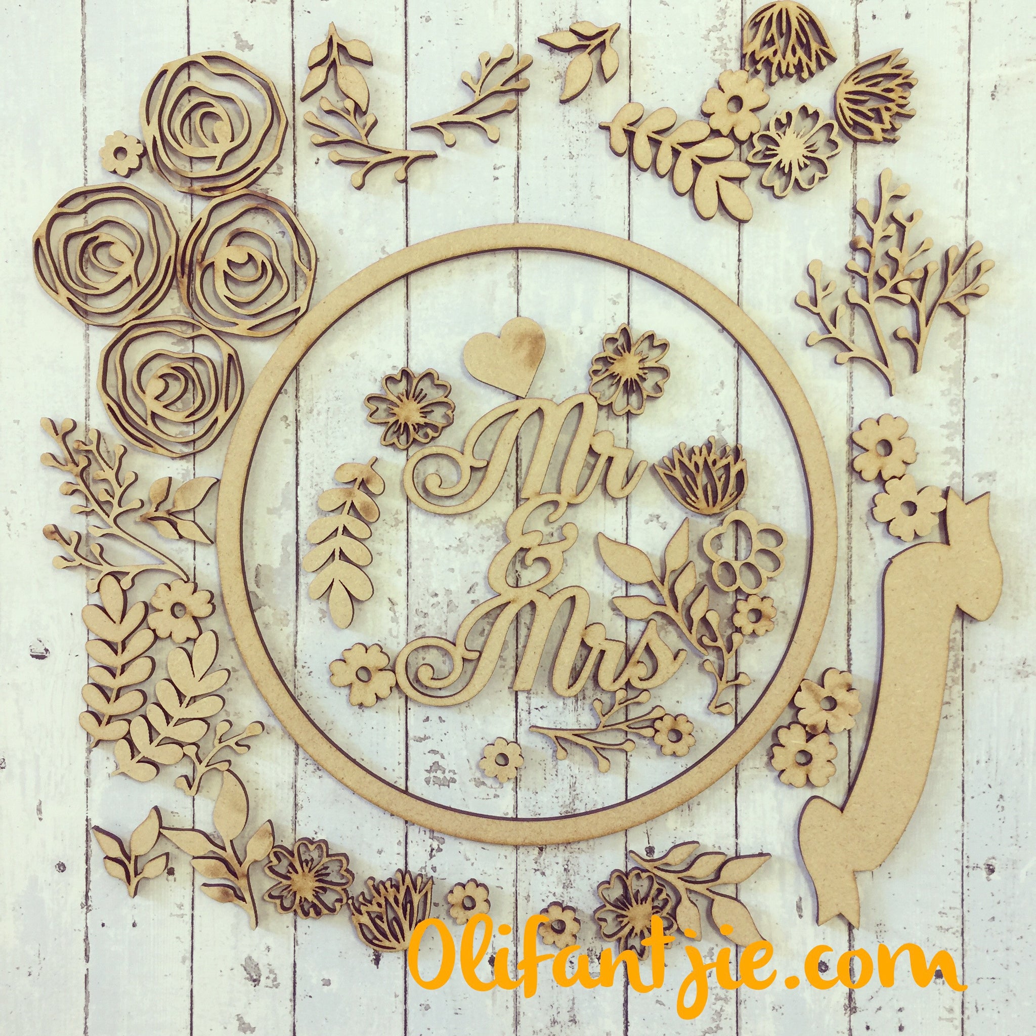 W025 - MDF Floral Mix & Match Wreath – Olifantjie