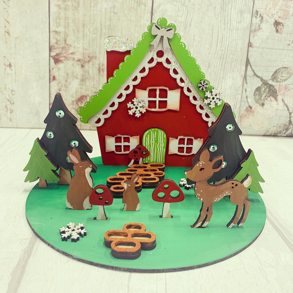 HC069 - MDF Large Gingerbread Freestanding House – Olifantjie